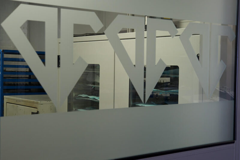 See the World with Clarity Through Anti-Reflective Lenses | Diamond ...